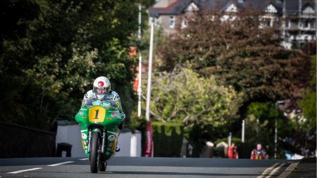 Festival of Motorcycling: John McGuinness impresses on TT return - BBC ...