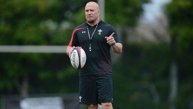 Dan Baugh: Dragons snap up Wasps and former Wales fitness coach - BBC Sport