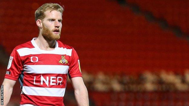 Josh Sims: Doncaster Rovers re-sign Southampton winger on loan - BBC Sport