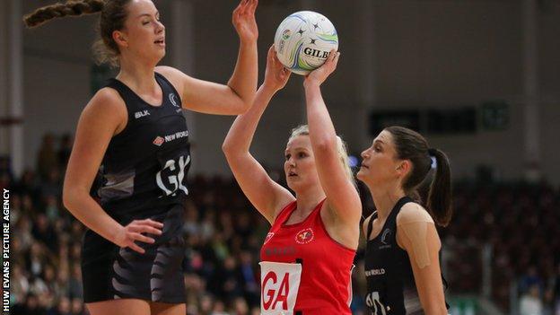 Wales netball side invite to New Zealand - BBC Sport