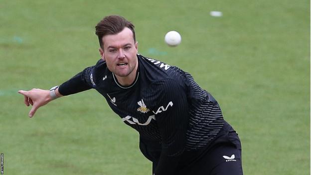 Dan Moriarty: Yorkshire sign Surrey spinner on three-year deal - BBC Sport