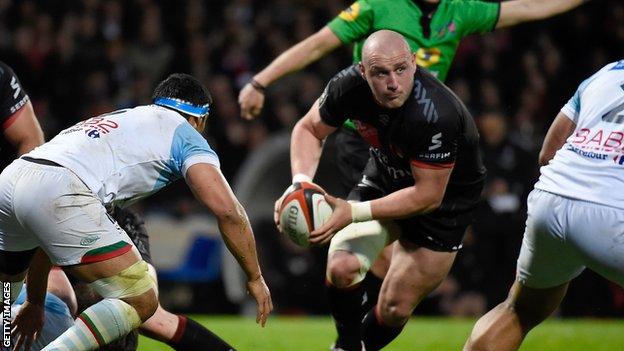 Carl Fearns: Gloucester signing to remain at Lyon - BBC Sport