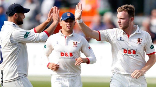County Championship: Leaders Essex bowl out Kent for 40 to win by three ...