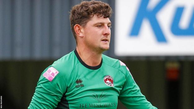 Truro City: Paul Wotton proud after Weston-super-Mare victory - BBC Sport