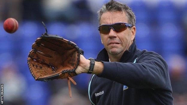 Stuart Law: West Indies appoint ex-Australia batsman as coach - BBC Sport