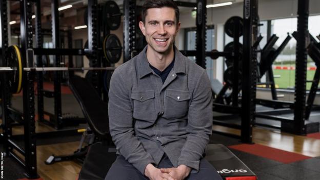 Wales football: Ramsay and Davies added to Page's staff - BBC Sport