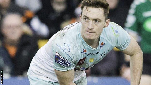 Salford Red Devils: Tom Gilmore & Olly Ashall-Bott join on loan - BBC Sport