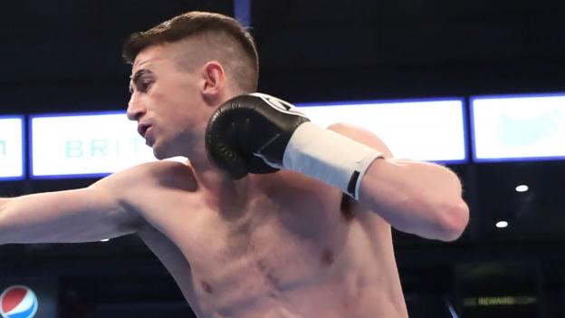 Tyrone McCullagh: NI boxer to face Carlos Araujo in featherweight ...