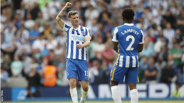 Pascal Gross: Brighton midfielder signs new contract with the Seagulls ...