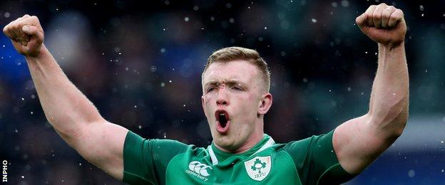 Injured Ireland forward Dan Leavy ruled out of Rugby World Cup - BBC Sport