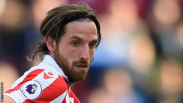 Joe Allen: Stoke City midfielder can reach double goal figures - BBC Sport