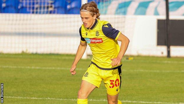 Ronan Darcy: Swindon Town sign Bolton Wanderers attacking midfielder ...