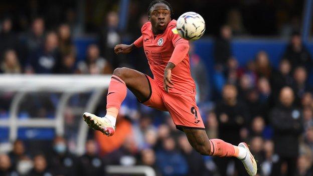 Michael Obafemi: Swansea City striker needs patience says head coach ...