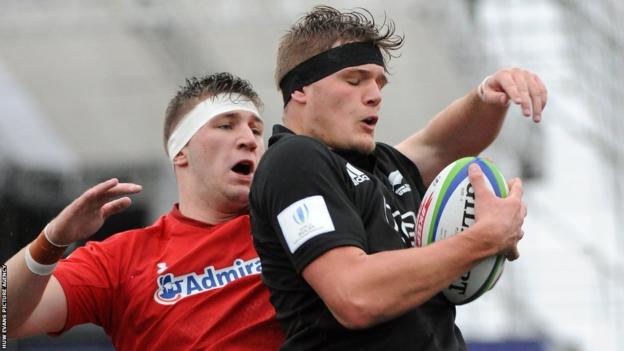 Taine Plumtree: Scarlets sign Wales-qualified forward from New Zealand ...