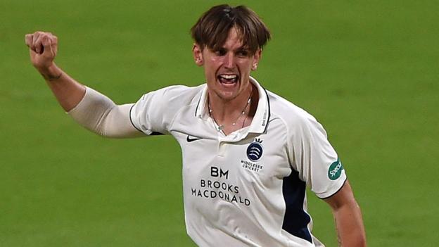 Harry Podmore: Kent sign pace bowler after he leaves Middlesex - BBC Sport
