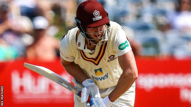 County Championship: Northants beat Leicestershire to go second - BBC Sport