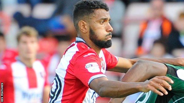 Luke Croll: Crystal Palace defender extends loan at Exeter - BBC Sport