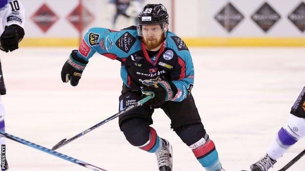 Jonathan Boxill: Forward returns to Belfast Giants - BBC Sport