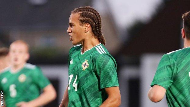 SuperCupNI: Manchester United U18s seal 6-3 aggregate win over Northern ...