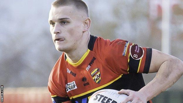 Luke Hooley: Leeds Rhinos sign Batley Bulldogs full-back on two-year ...