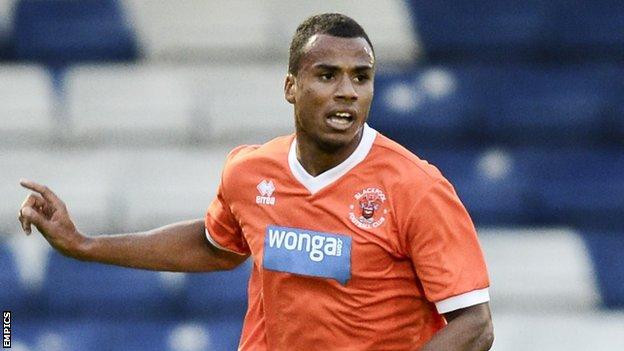 Jake Caprice: Woking sign Lincoln City right-back - BBC Sport