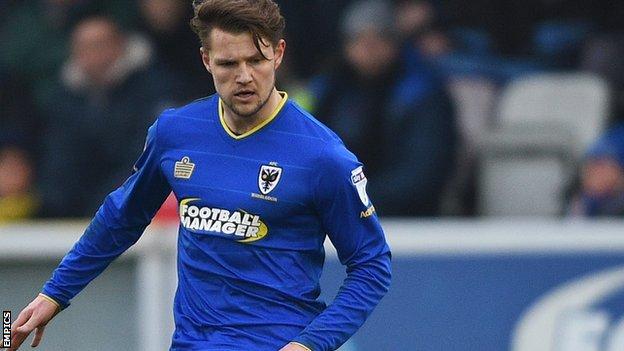 Jake Reeves: Bradford City sign AFC Wimbledon midfielder for ...