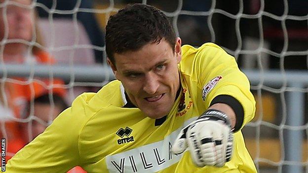 Kyle Letheren: Blackpool goalkeeper signs for York City - BBC Sport