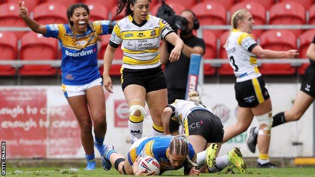 Women's Super League Grand Final: York City Knights 4-12 Leeds Rhinos ...
