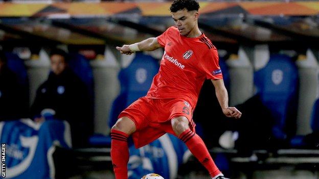 Porto: Pepe rejoins Portuguese champions after 12 years away - BBC Sport