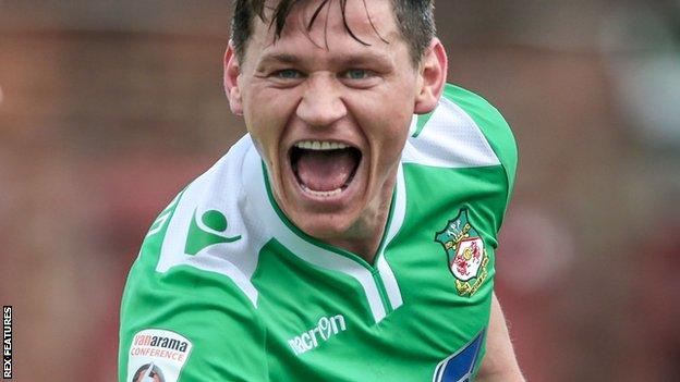 Wrexham sign forward Chris Holroyd and defender James Jennings - BBC Sport