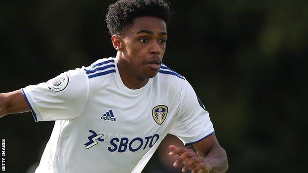 Bryce Hosannah: Bradford City sign Leeds United full-back on loan - BBC ...