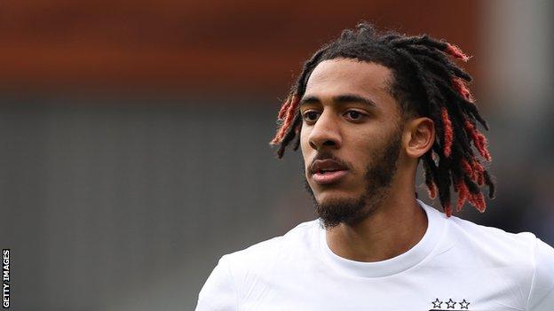 Dominic Thompson: Blackpool sign Brentford defender on three-year deal ...