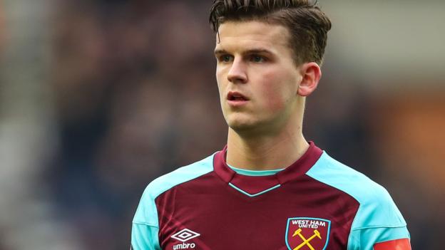 Sam Byram: West Ham defender joins Nottingham Forest on loan - BBC Sport