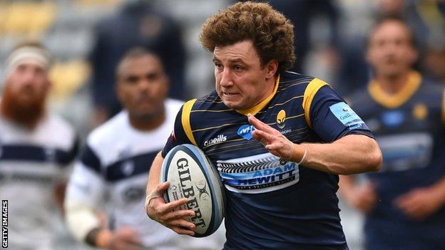 Duncan Weir: Worcester boss Alan Solomons plays down speculation over ...