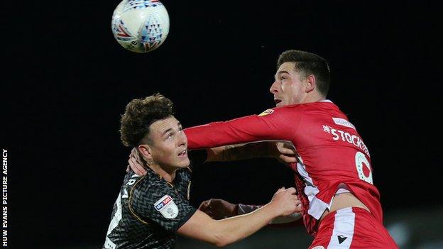 Danny McNamara: Defender returns to Millwall from Newport - BBC Sport