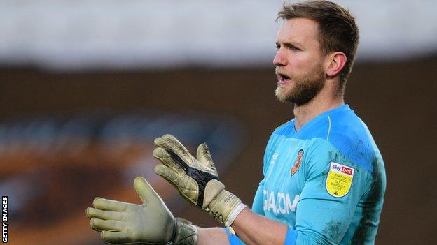 George Long and Scott Malone: Millwall to sign pair on free transfers ...