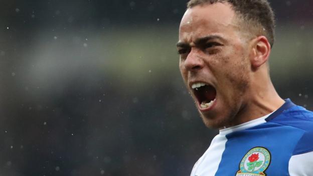 Elliott Bennett: Blackburn Rovers midfielder signs new contract - BBC Sport