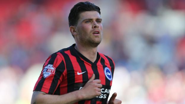 Danny Holla: Dutch midfielder leaves Brighton & Hove Albion - BBC Sport