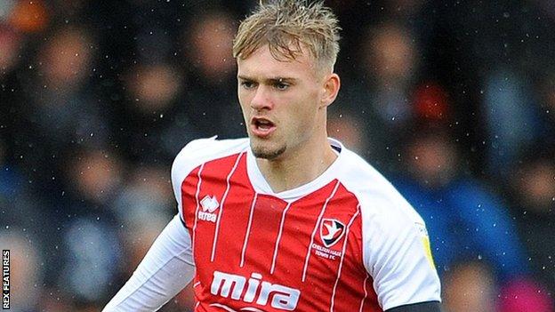 Taylor Perry: Cheltenham Town sign Wolverhampton Wanderers midfielder ...