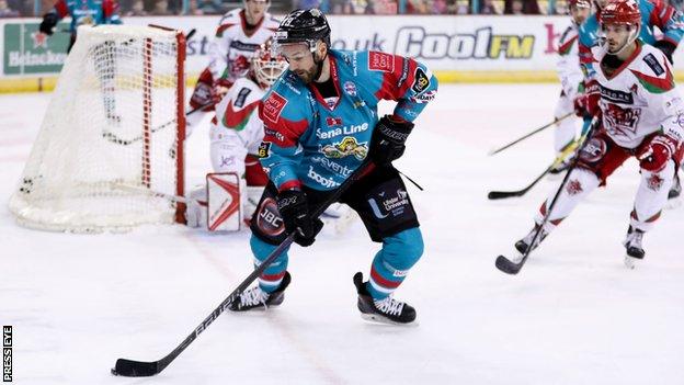 Belfast Giants: New arrival Lewis Hook among six signings - BBC Sport