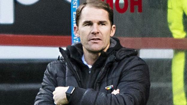 Partick Thistle manager Alan Archibald eyes January signings - BBC Sport