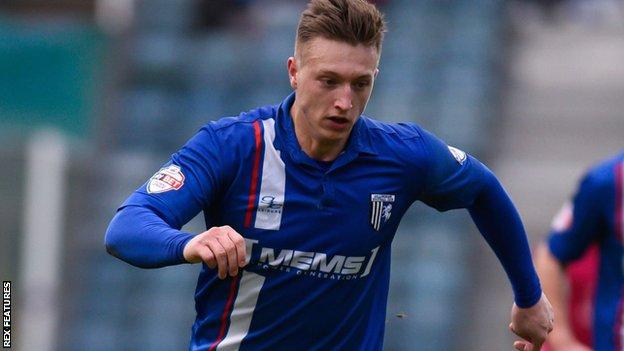 Liverpool's Lloyd Jones and Gillingham's Luke Norris join Swindon Town ...