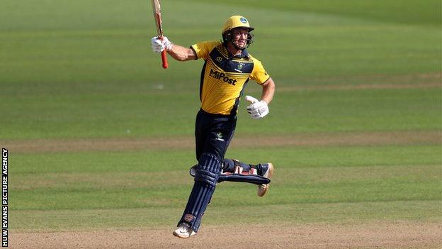 One Day Cup: Colin Ingram masterclass leads Glamorgan to win over Kent ...