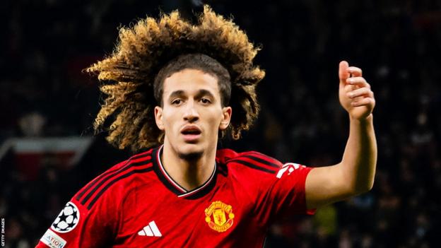 Hannibal Mejbri: Manchester United midfielder joins Sevilla on loan ...