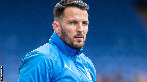 Stephen Henderson: Charlton re-sign goalkeeper after Crystal Palace ...