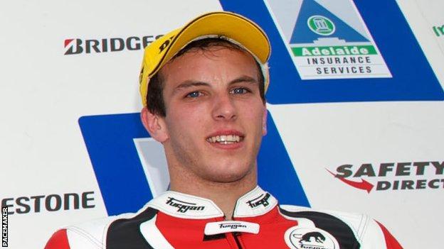 Keith Farmer to ride for Tyco BMW in British Superbikes in 2019 - BBC Sport