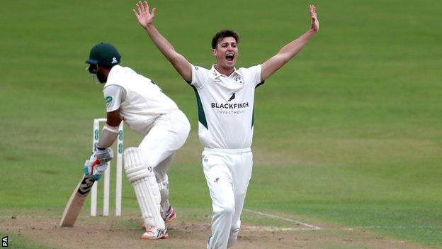 Nottinghamshire v Worcestershire: Ed Barnard puts visitors on top on ...
