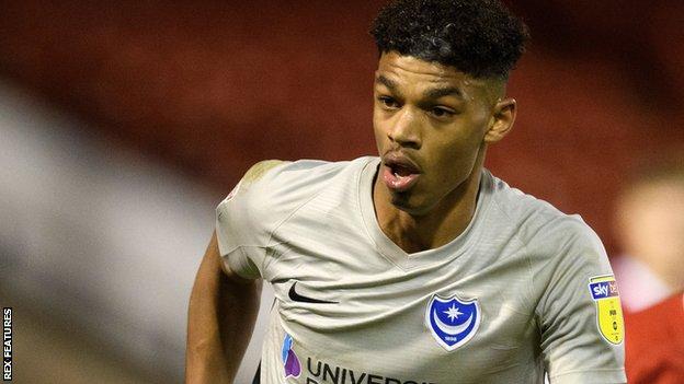 Reeco Hackett-Fairchild: Portsmouth forward joins Southend on loan ...