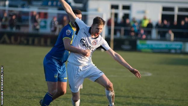 Truro City captain Arran Pugh among seven players released - BBC Sport