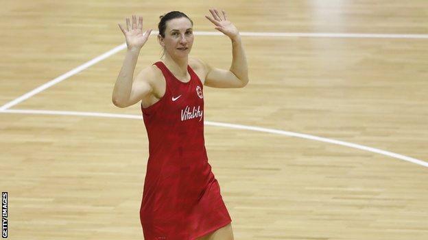 Serena Guthrie column: Meet my England team-mates - BBC Sport